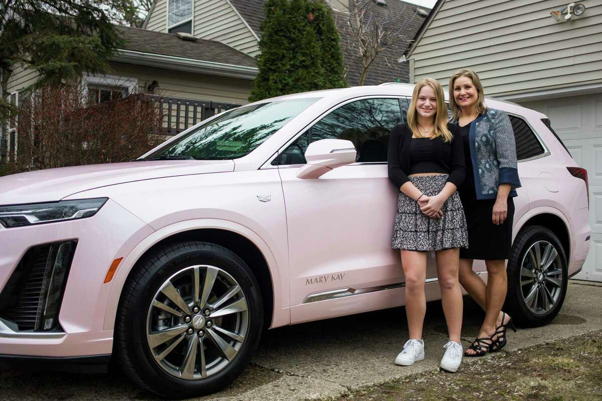 Adapting and thriving: Midland's Hansen a top Mary Kay saleswoman even ...