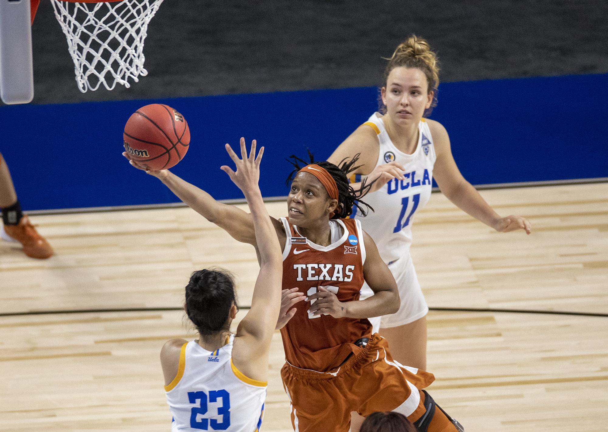 Graduate transfer Kyra Lambert helps lead Texas into Sweet Sixteen
