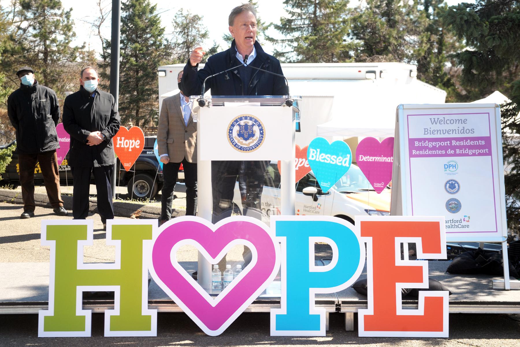 Mobile COVID vaccine unit — first in nation — unveiled in Bridgeport