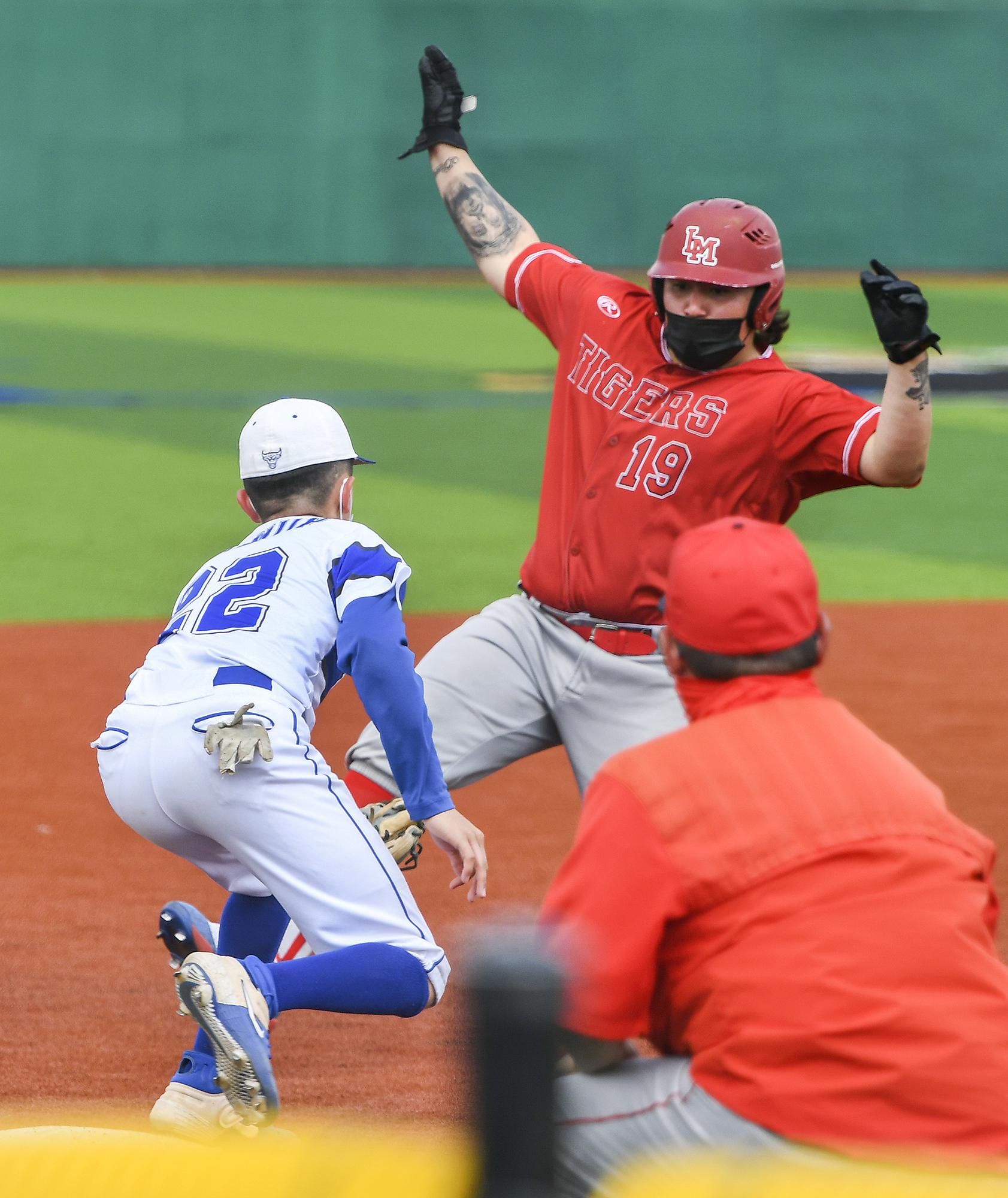 Rivalry matchups ahead in loaded week of baseball