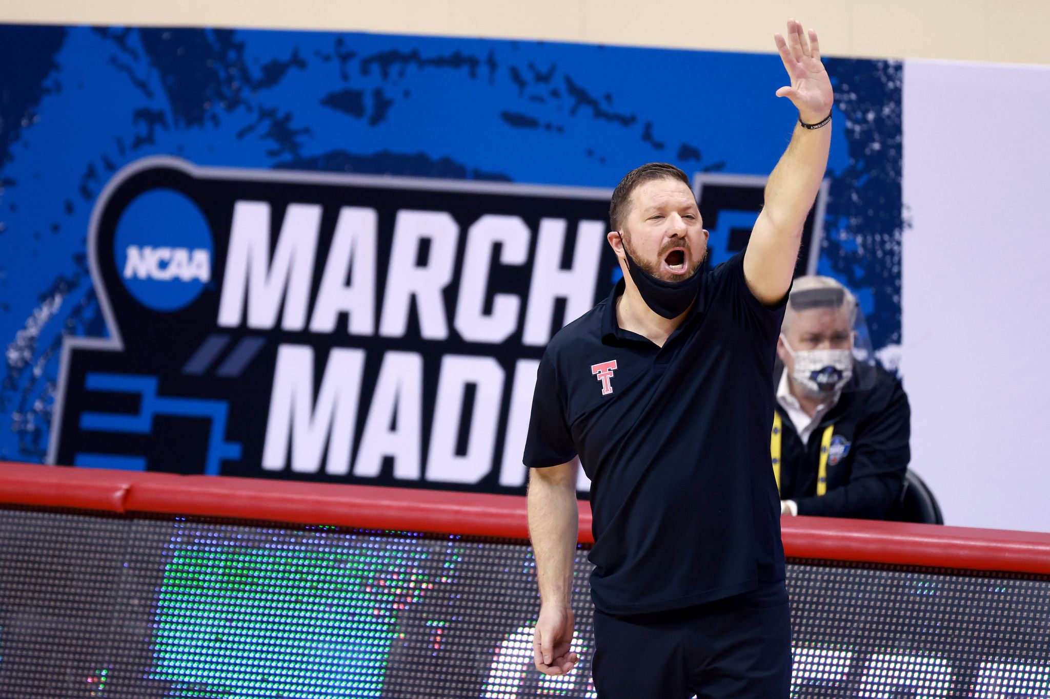 Beard leaving Tech for Texas