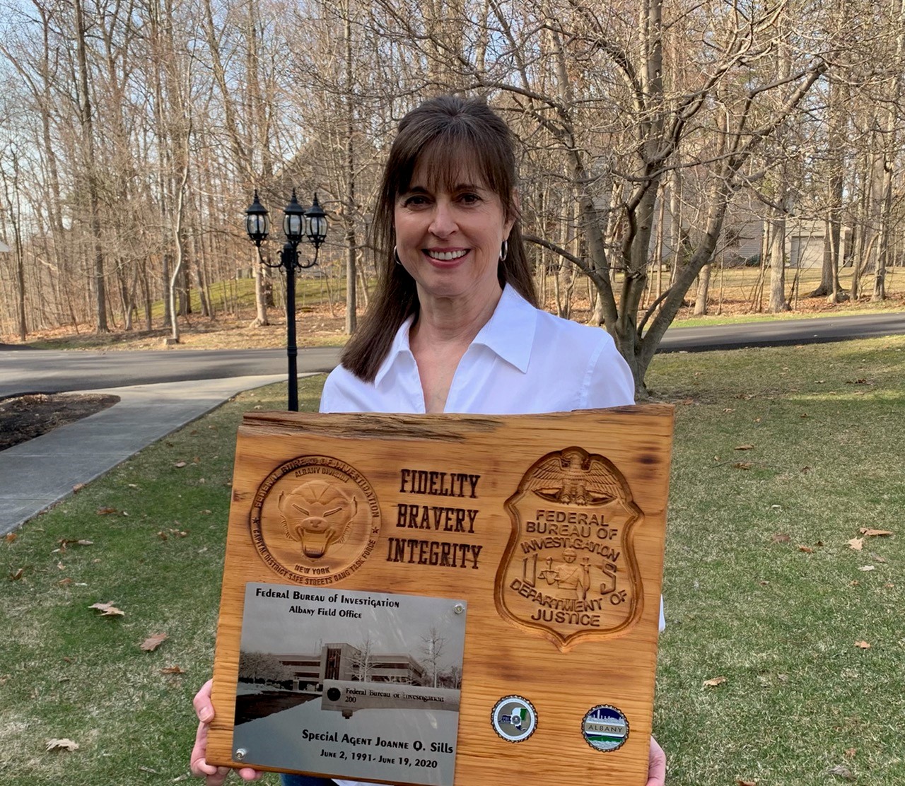 Retired Albany FBI agent recalls career, urges women to join the bureau