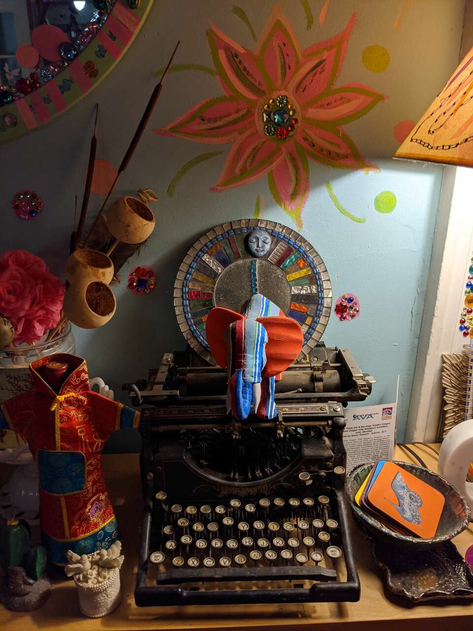 What caught my eye: Troy home a dazzling spectacle of local art