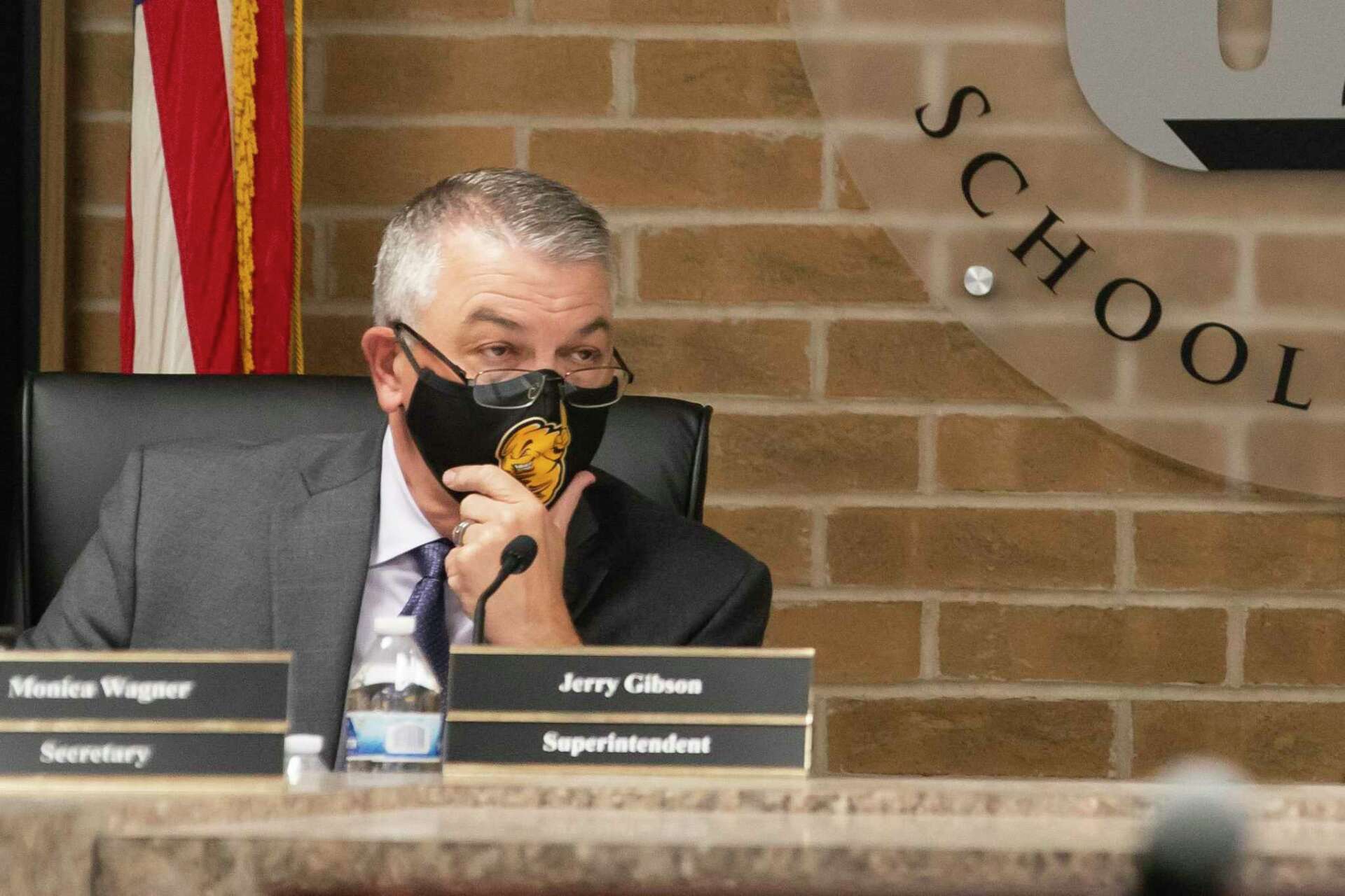 Galveston ISD Superintendent Gibson resigns after 'worker bees' remark