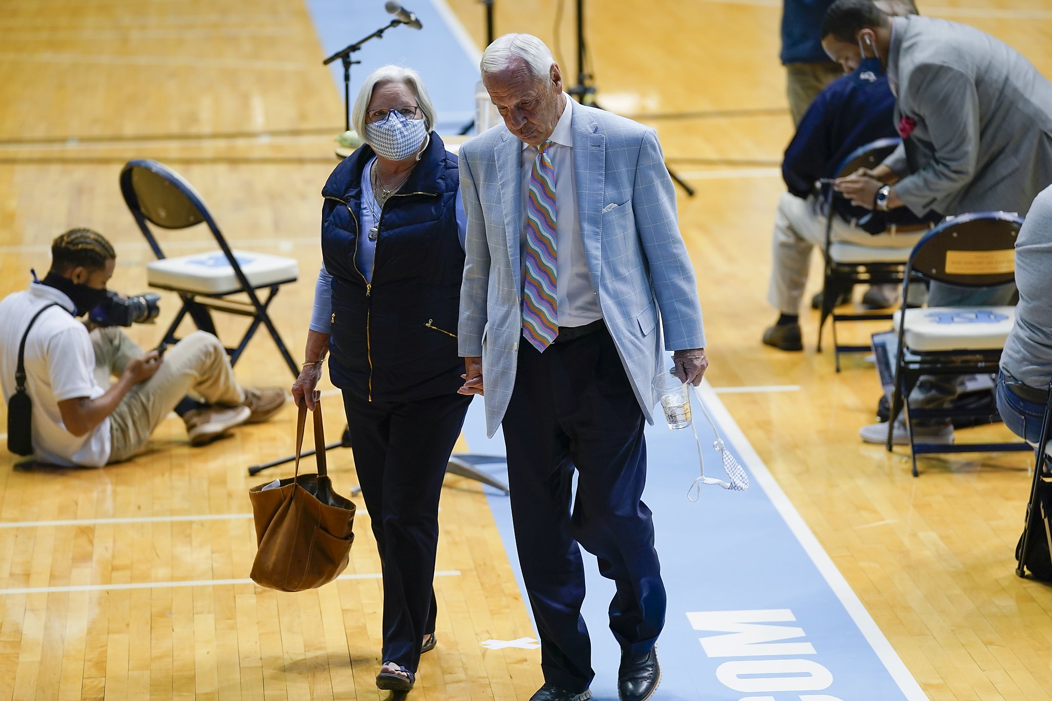 North Carolina’s Roy Williams retiring — won 3 national titles