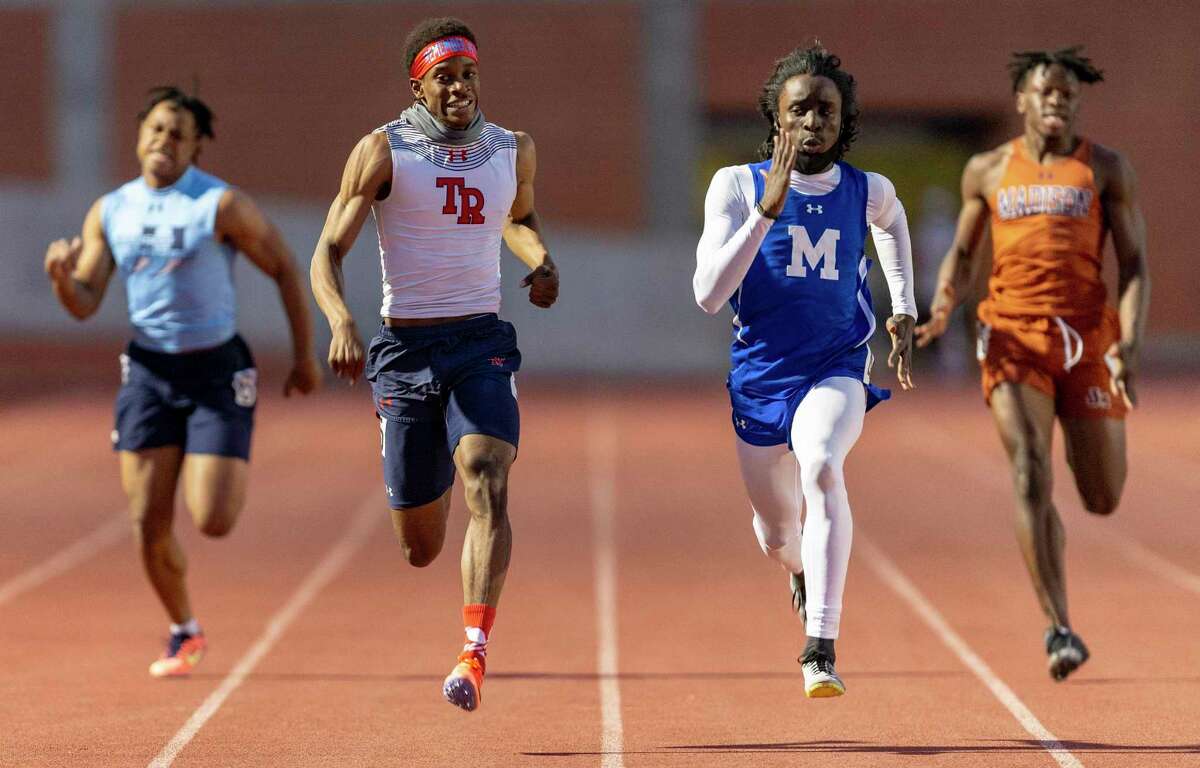 Reagan girls claim fifth straight track district title in record fashion