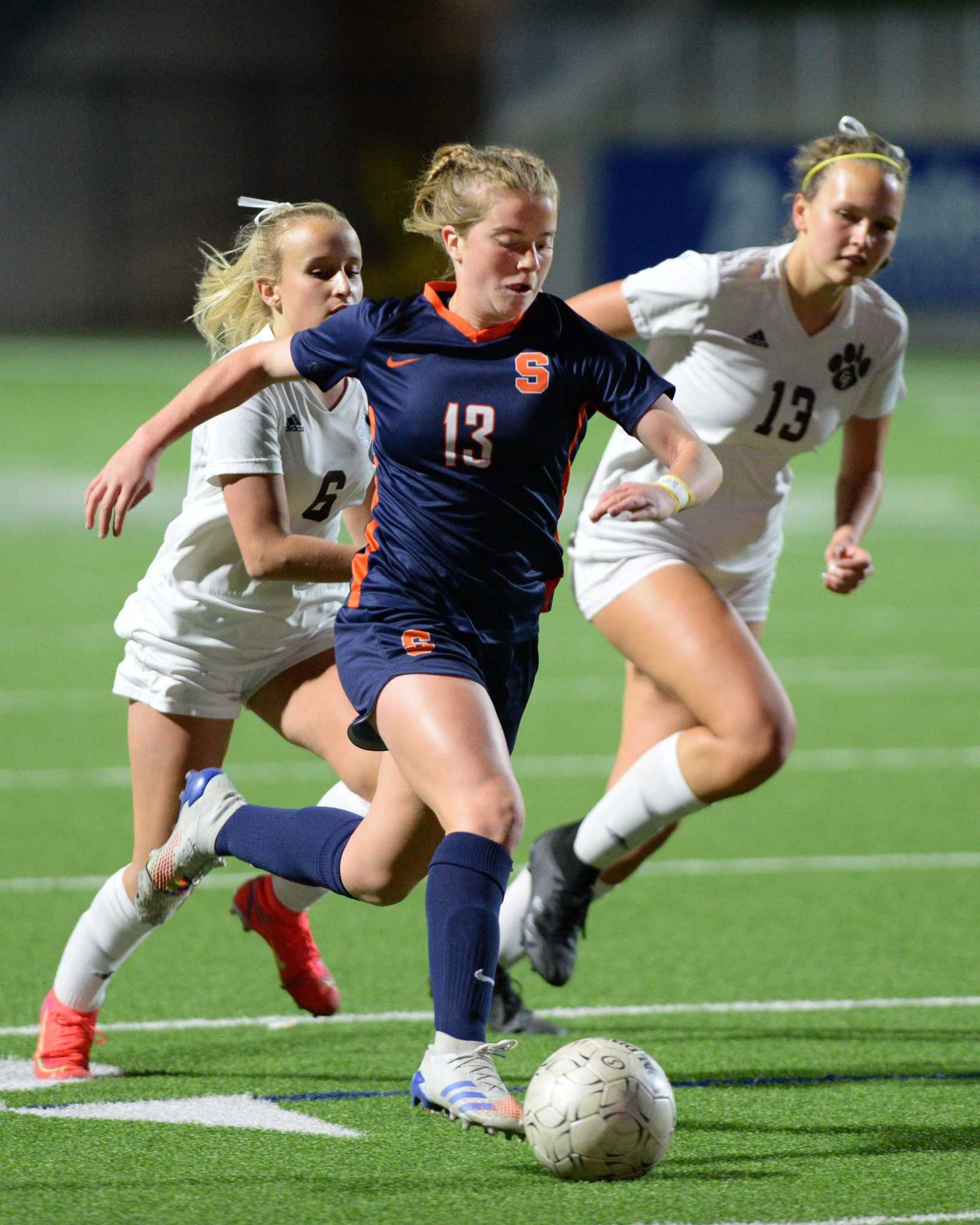 Seven Lakes, Katy lead 19-6A girls soccer honors