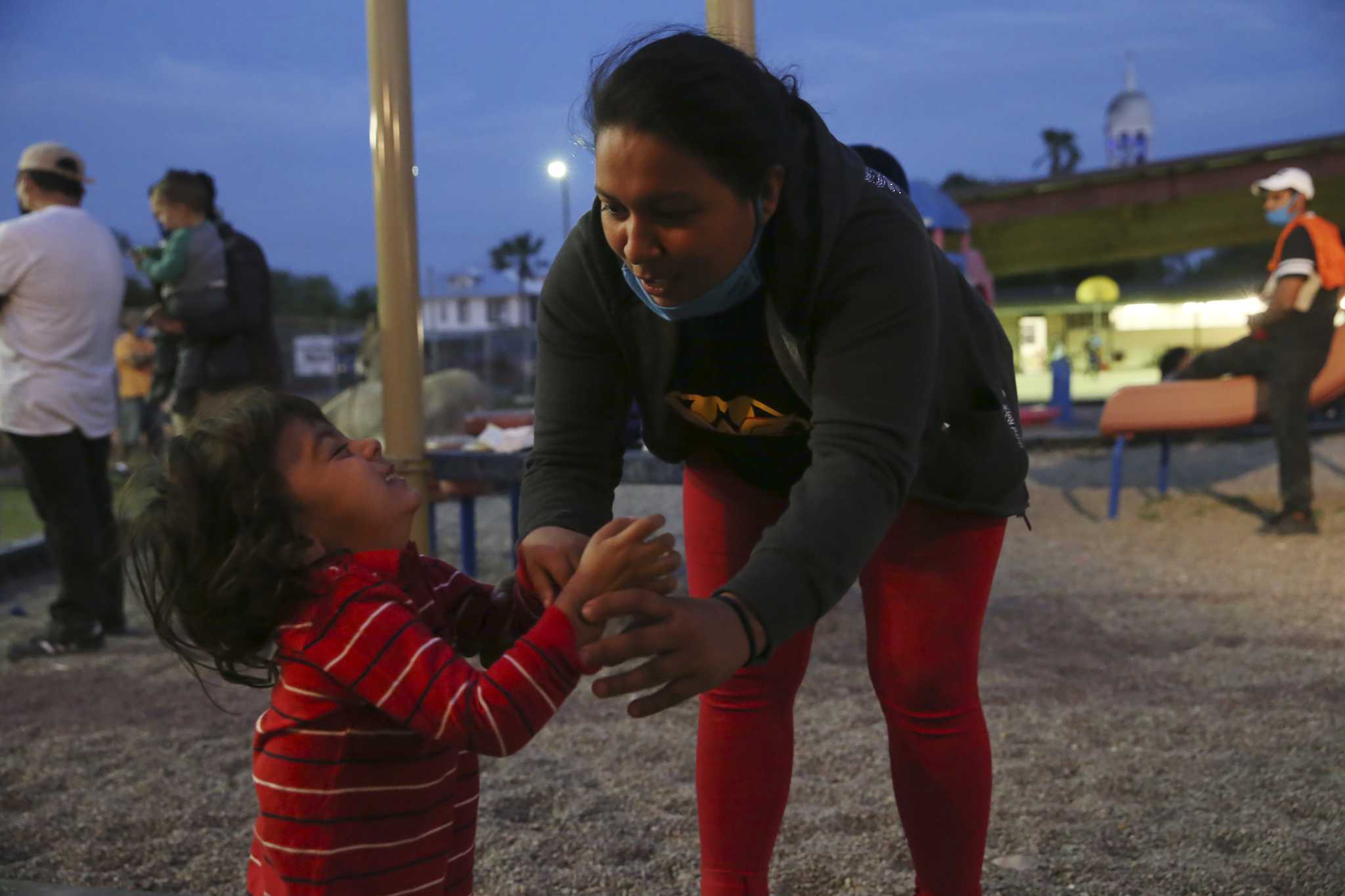 Children in crisis: Photos show surge of migrants, mostly minors, at ...