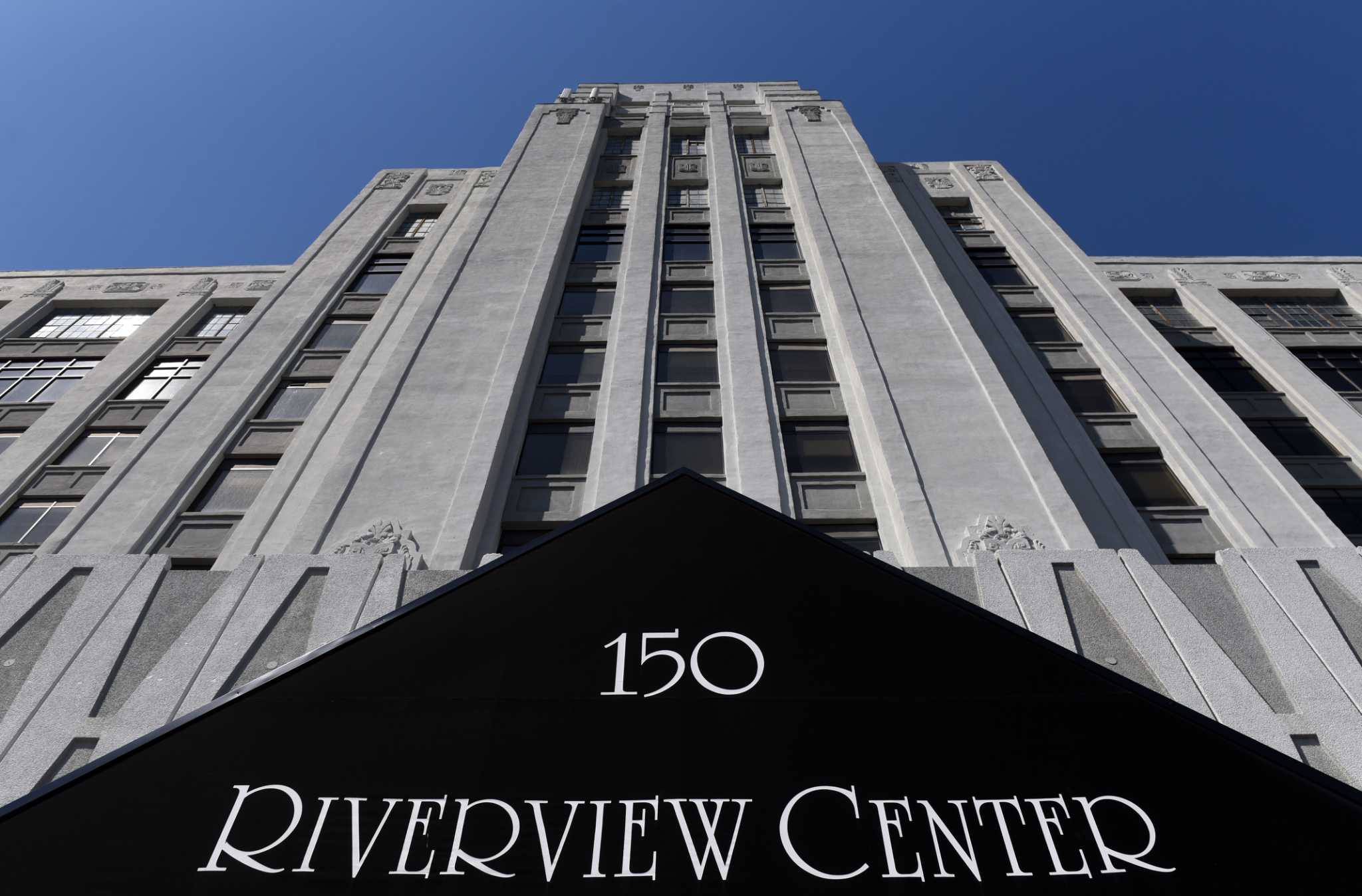 Former Montgomery Ward building sold for $19M at auction