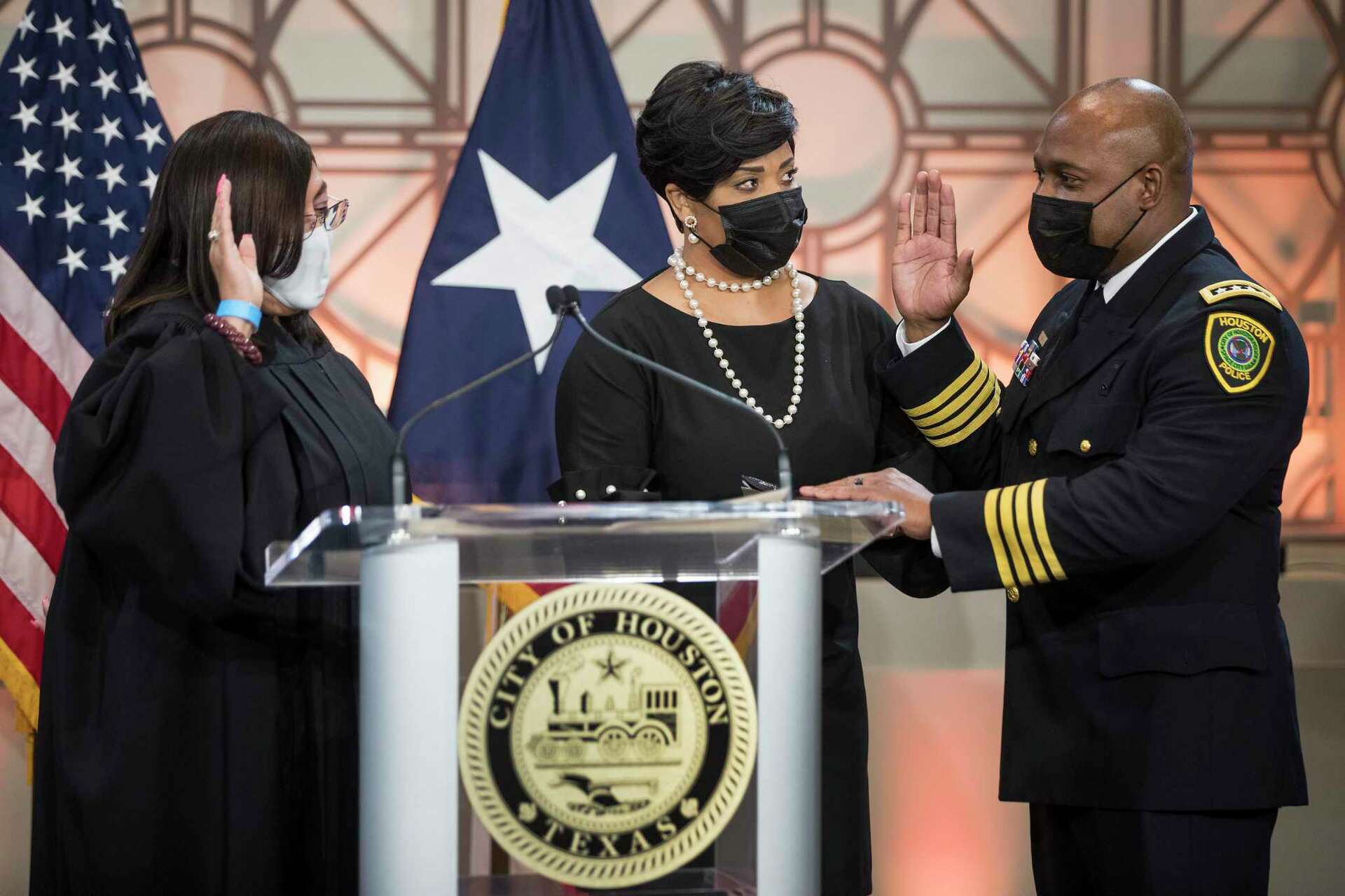 Troy Finner sworn in as Houston Police Department's new chief