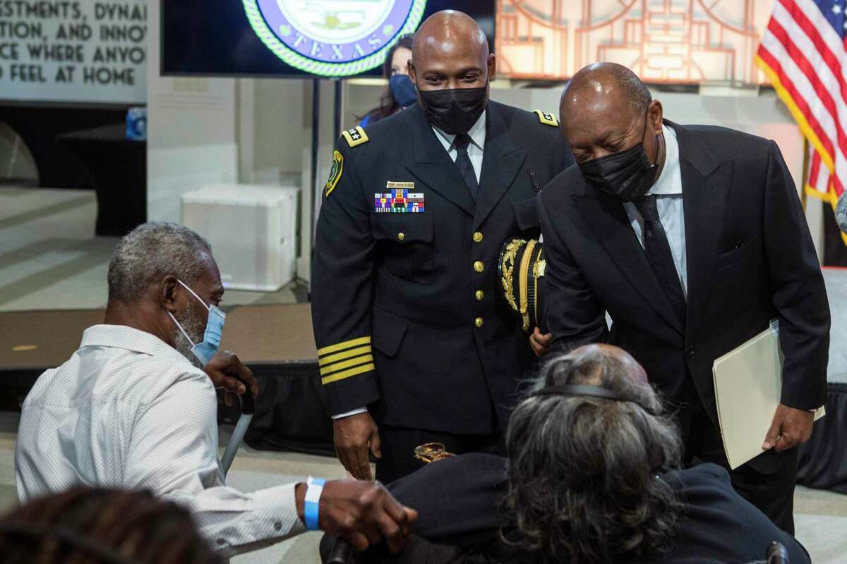 Troy Finner sworn in as Houston Police Department's new chief
