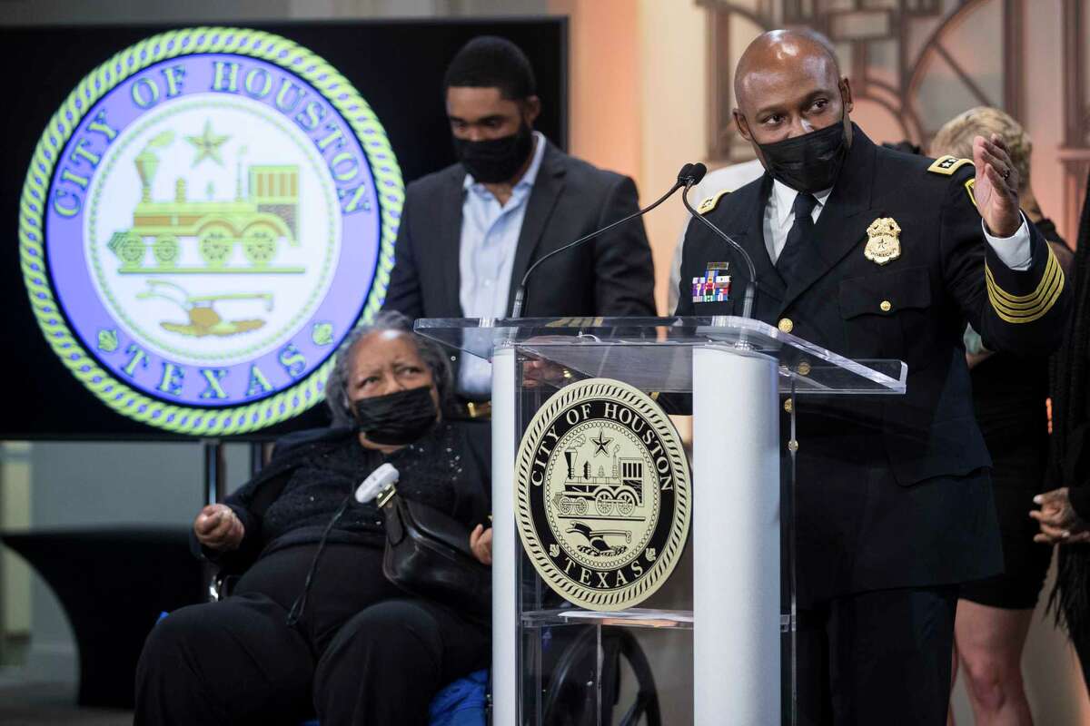 Troy Finner sworn in as Houston Police Department's new chief