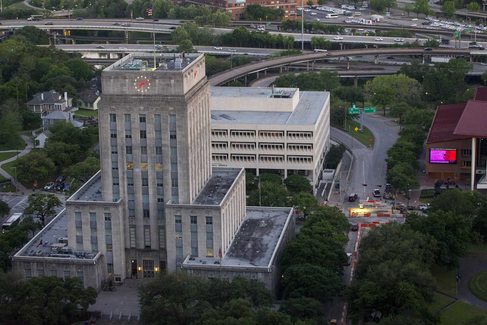 Group trying to give Houston City Council members more power delivers ...