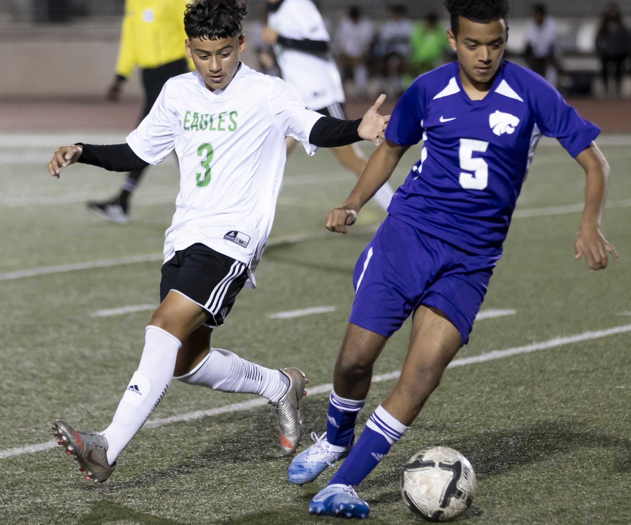 Soccer roundup: Humble, K-Park advance to regional semifinals