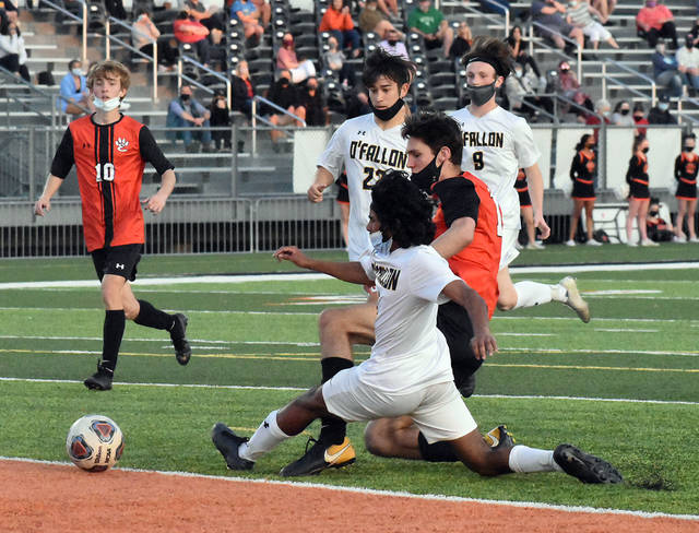 Three’s a crowd in SWC after EHS win
