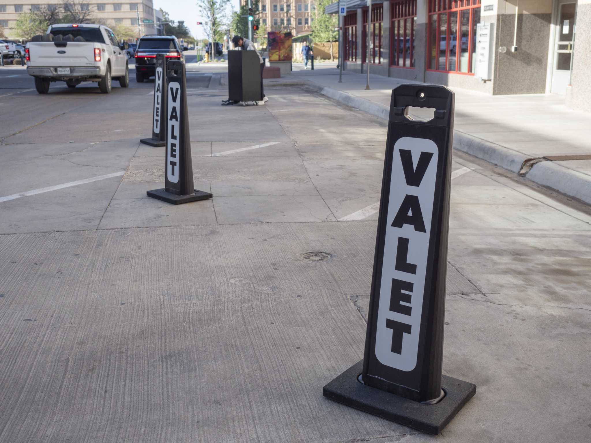 Valet service now available to diners downtown