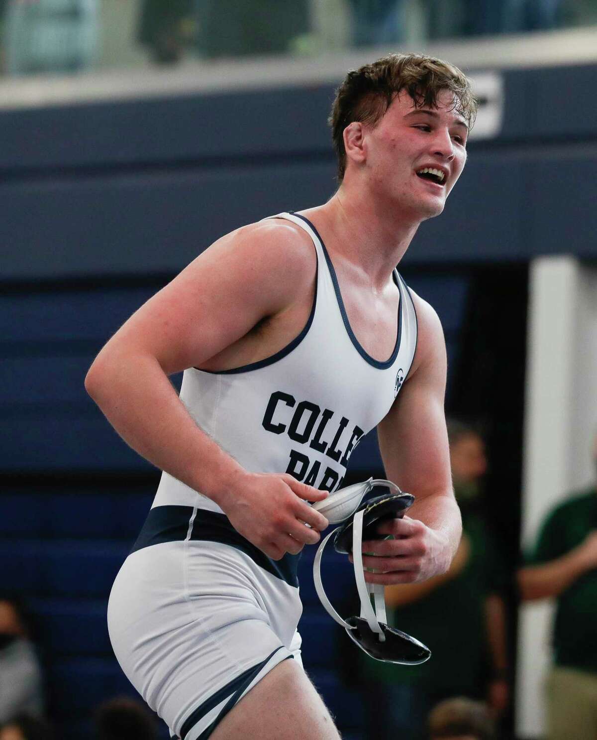 WRESTLING: Conroe girls capture district title; College Park boys three ...