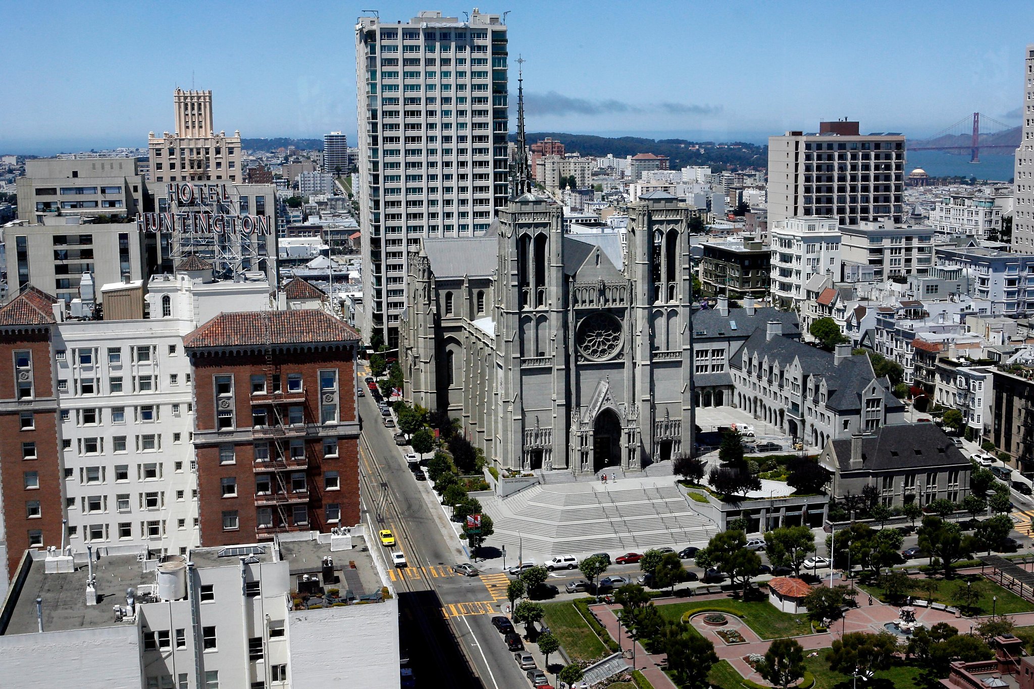 Man arrested in fatal Nob Hill assault and robbery, police say