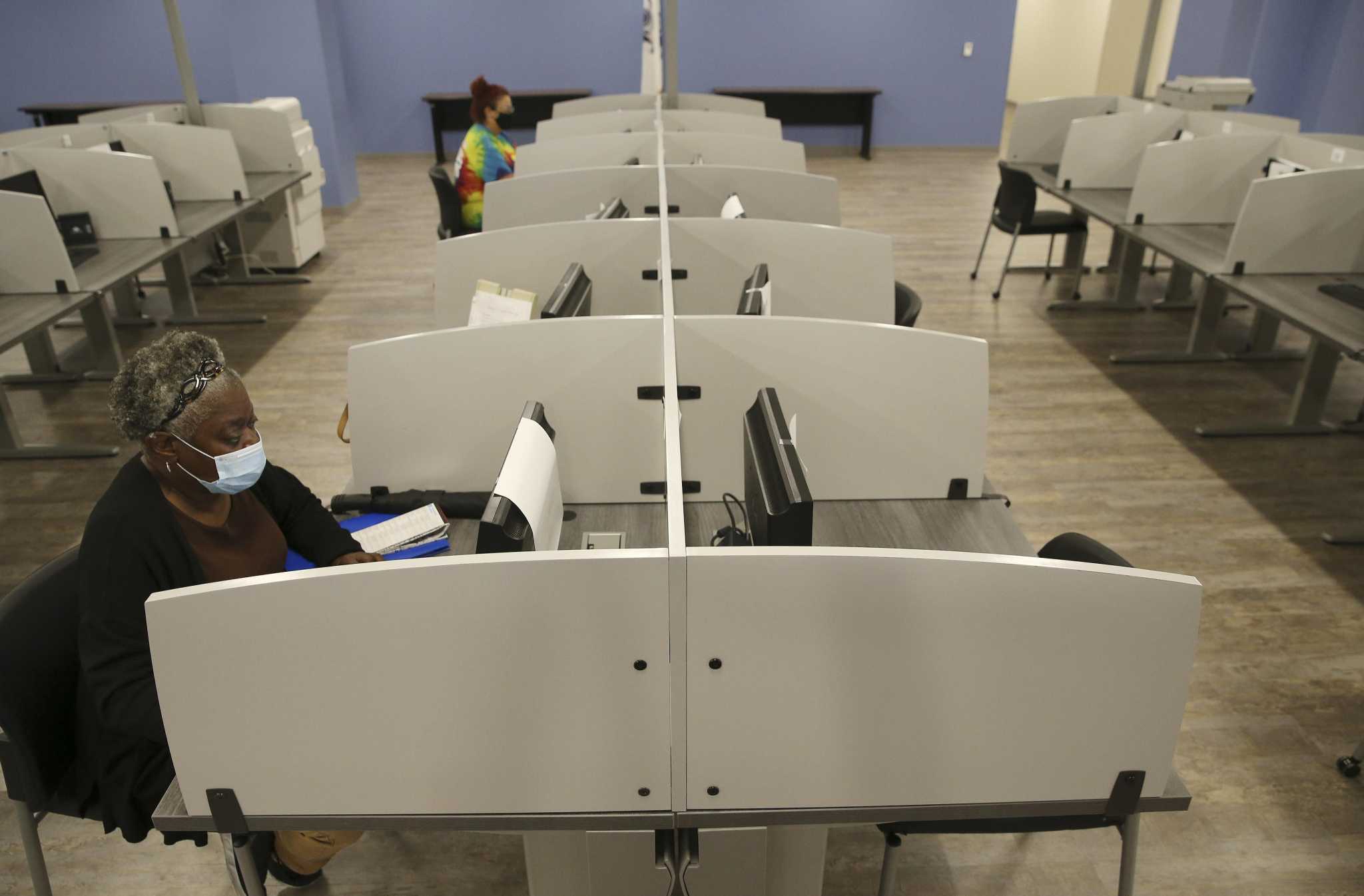 San Antonio’s job-retraining program off to a slow start
