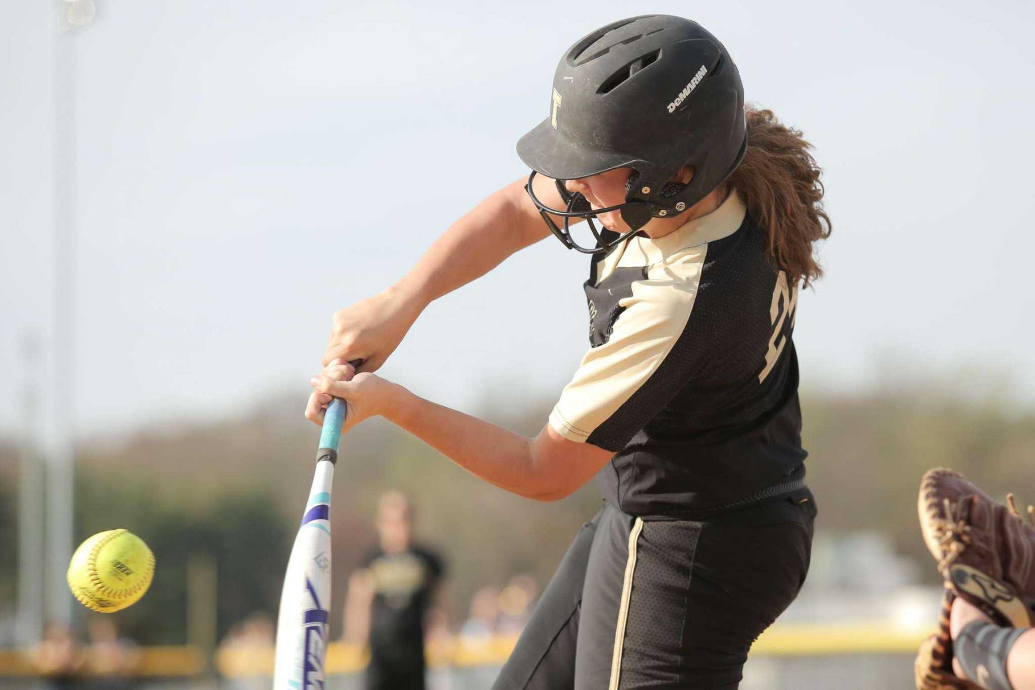 Trumbull softball returns two All-Staters, untested lineup