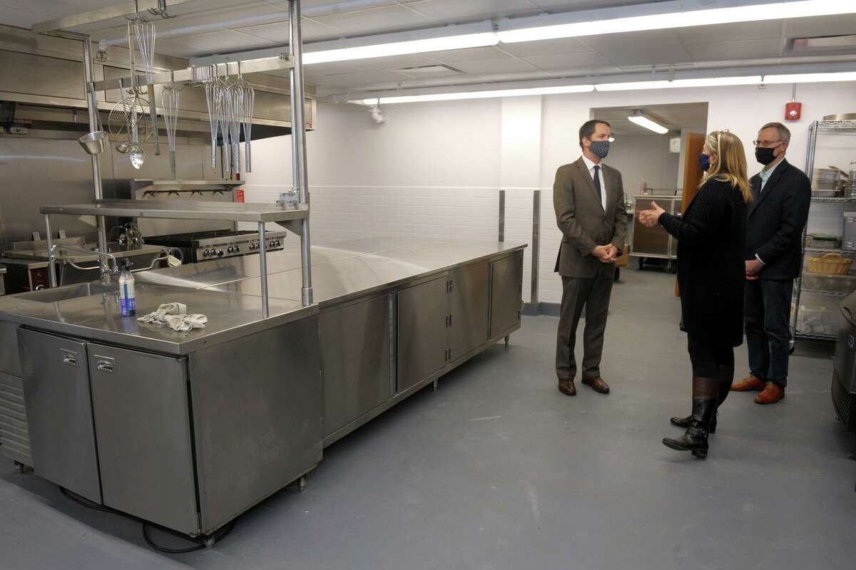 Bridgeport Rescue Mission fights pandemic fallout from new, renovated home