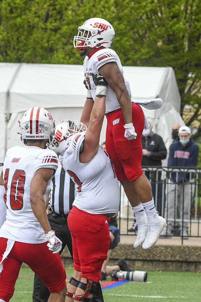 Sacred Heart wins NEC football championship, playoff spot
