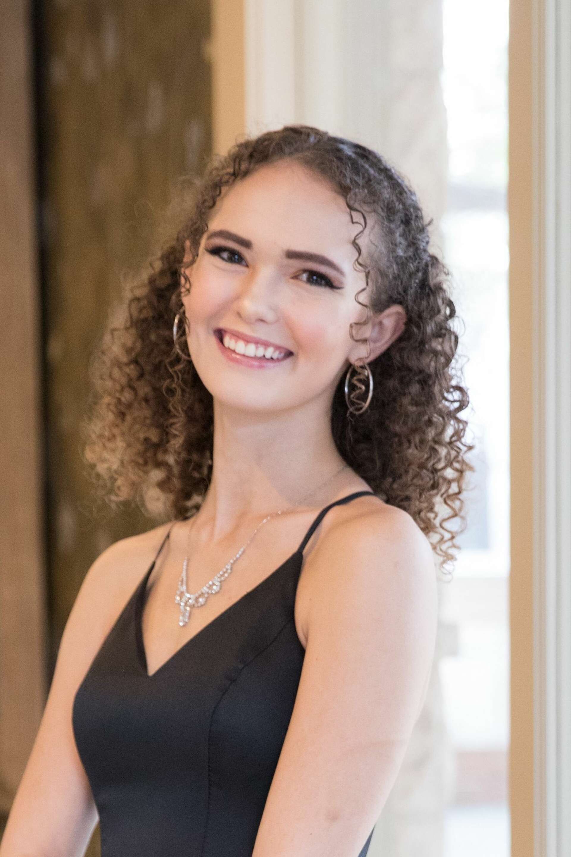 Meet the 2021 Midland Symphony Belles