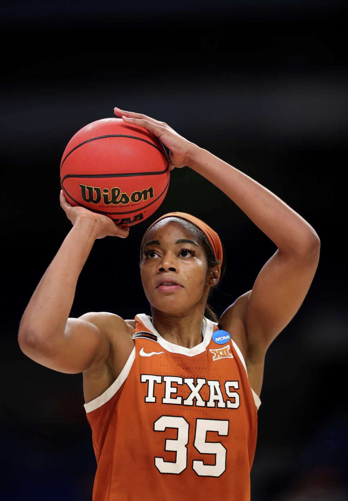 Texas’ Charli Collier has the look of No. 1 WNBA pick