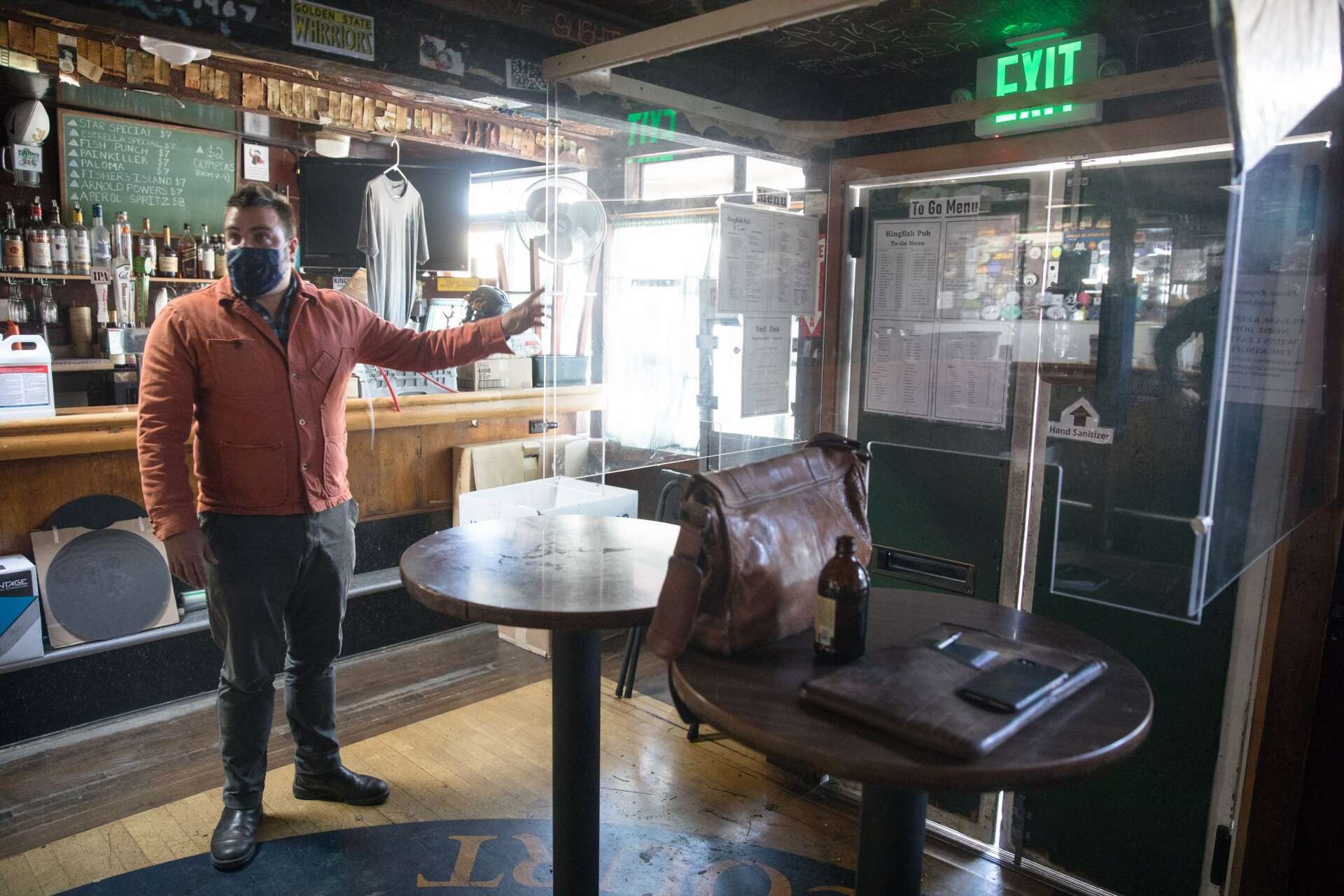 Here's why rolling 99-year-old Oakland dive bar Kingfish Pub across the ...