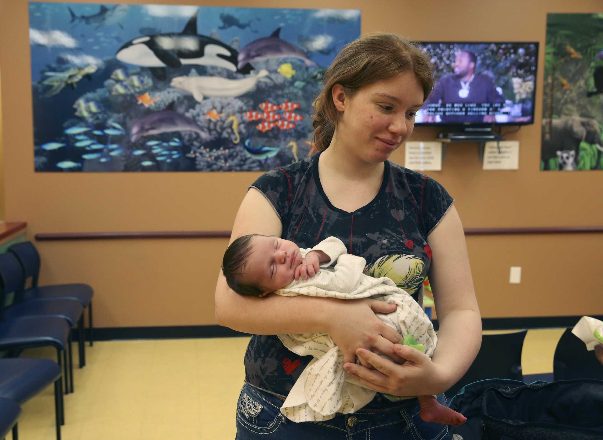 Bill expanding Medicaid coverage for new mothers clears major hurdle in ...