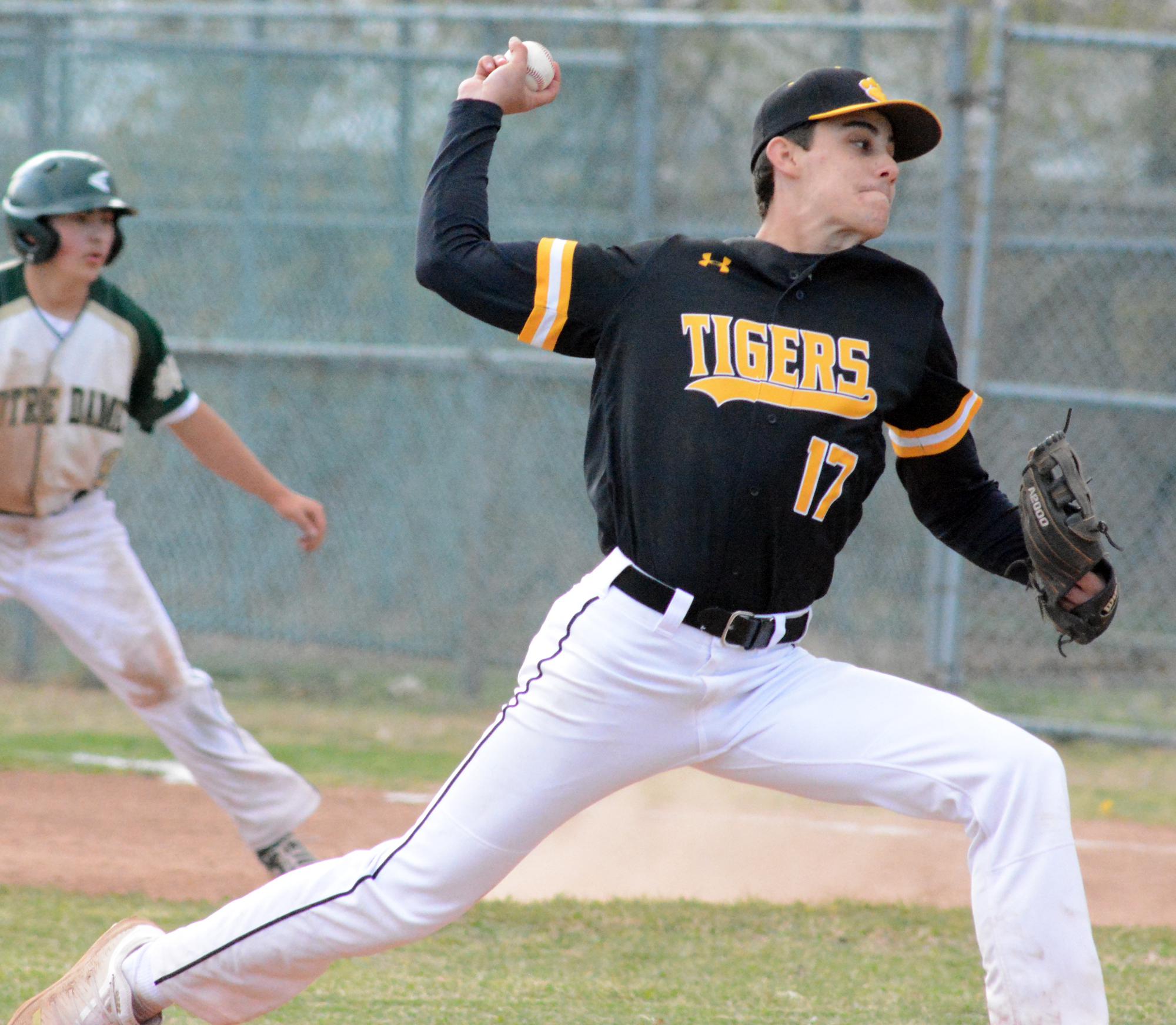 Engelhart, Hand hold off Notre Dame-West Haven