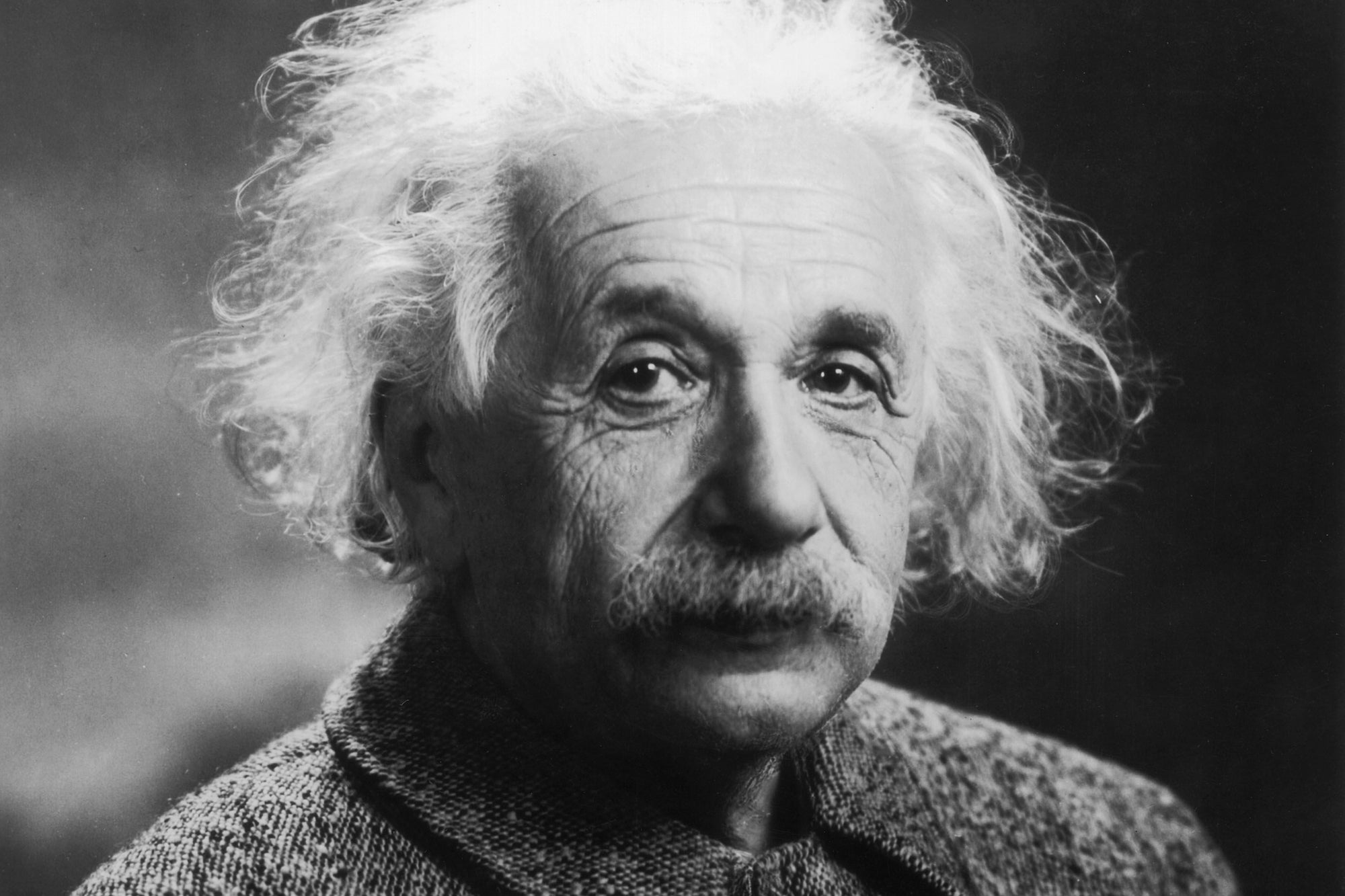 Albert Einstein's Messy Desk Highlights The Surprising Link Between ...