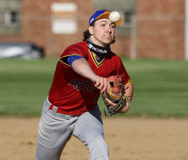 WEDNESDAY BASEBALL ROUNDUP: Roxana erupts in third, buries EA-WR, 18-0