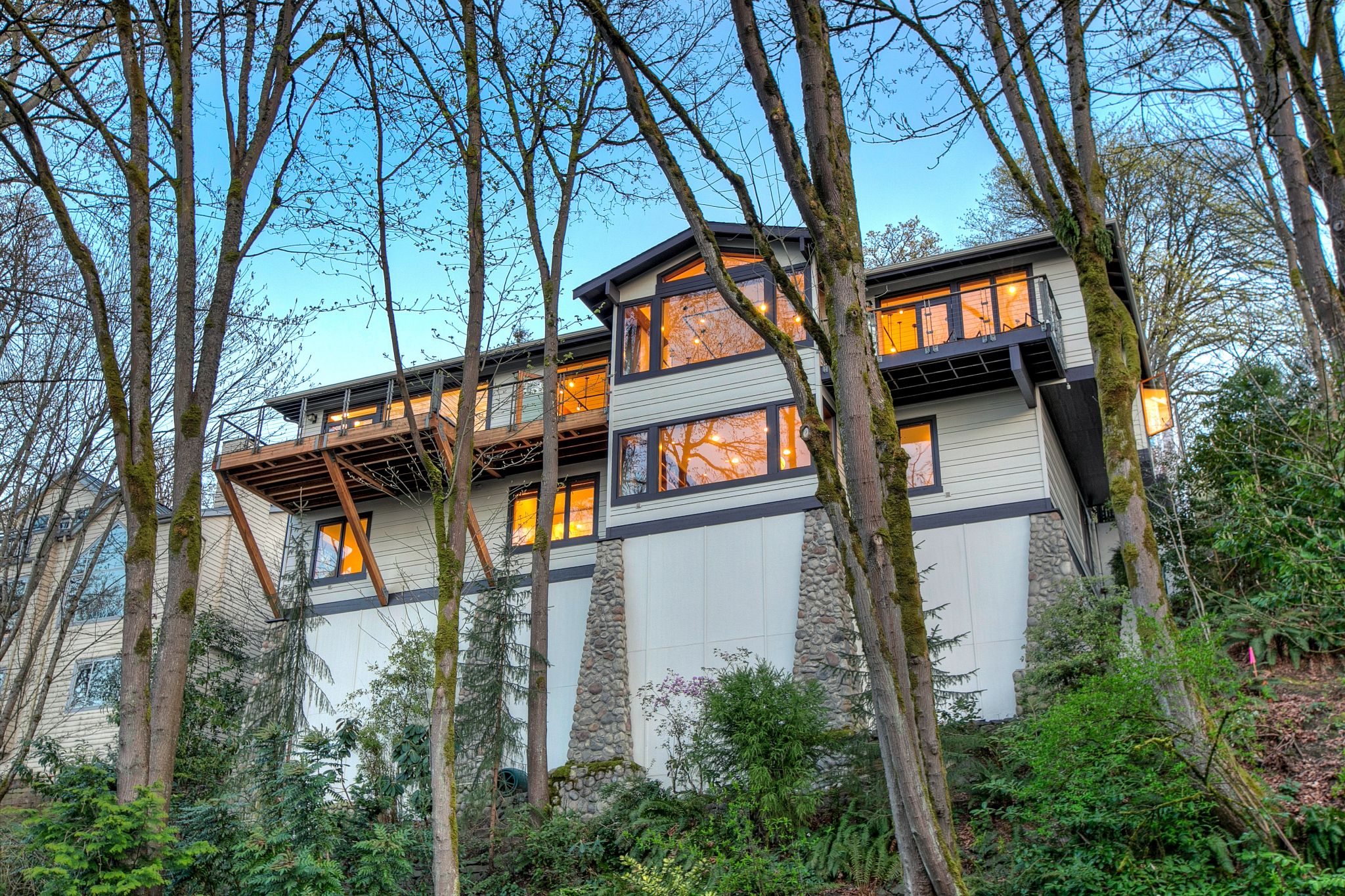 Want a woodland estate in the heart of Seattle? You can have one in ...