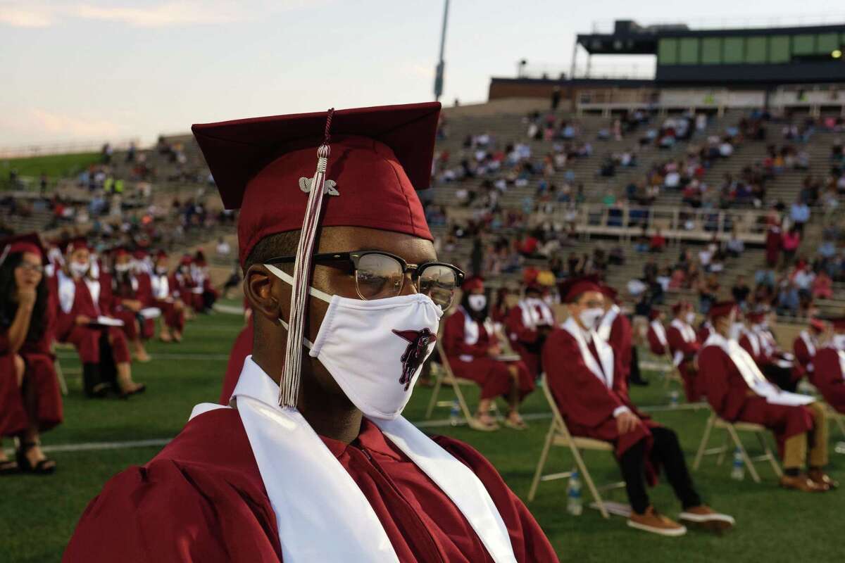 Spring Branch ISD honors its 2021 valedictorians, salutatorians