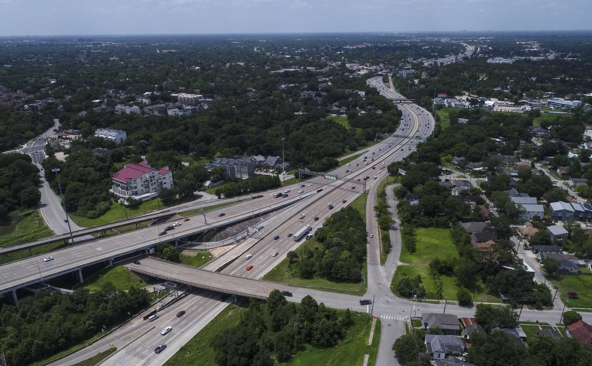 Northbound I-45 closing for weekend so crews can repair Quitman bridge