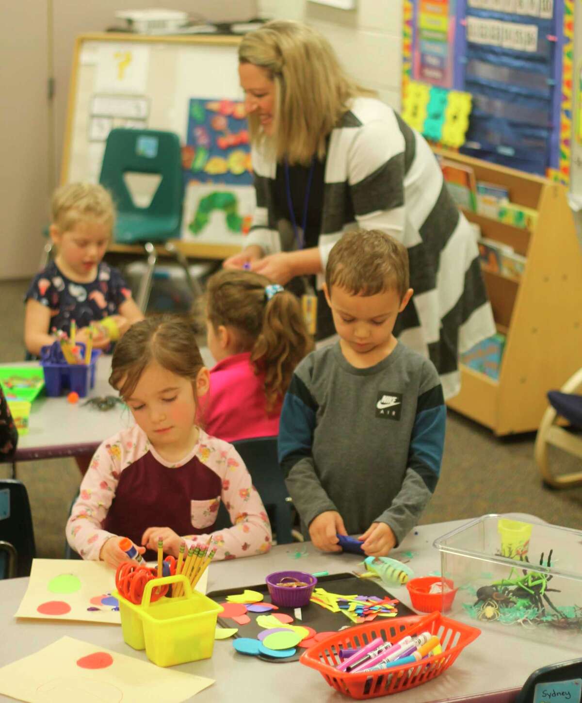 Interest in pollywogs leads to 'Bug Week' for Onekama preschoolers