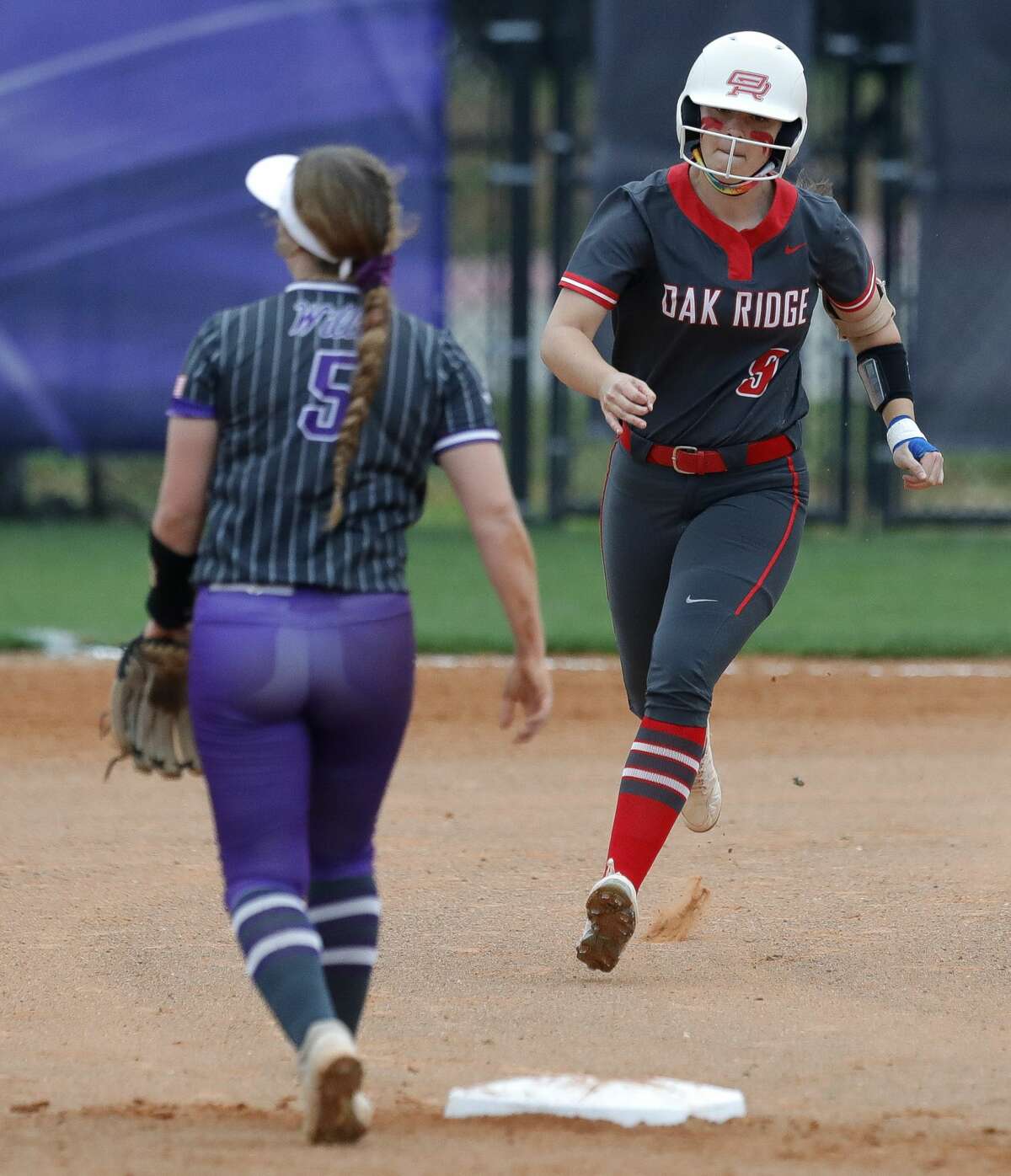 SOFTBALL: Oak Ridge edges Willis for sole possession of first place