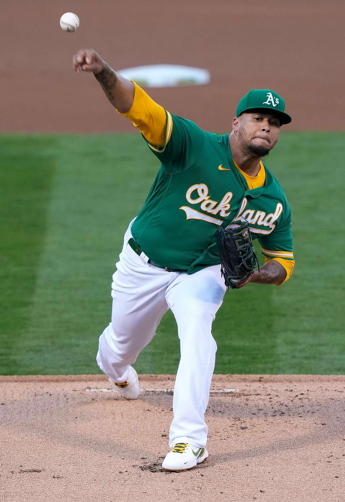 Frankie Montas shines as A’s win sixth in a row