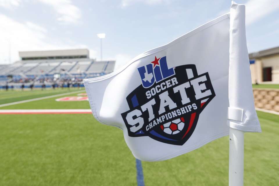 Texas high school soccer team forfeits state semifinal game due to use