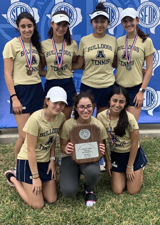 Alexander tennis advances to regionals