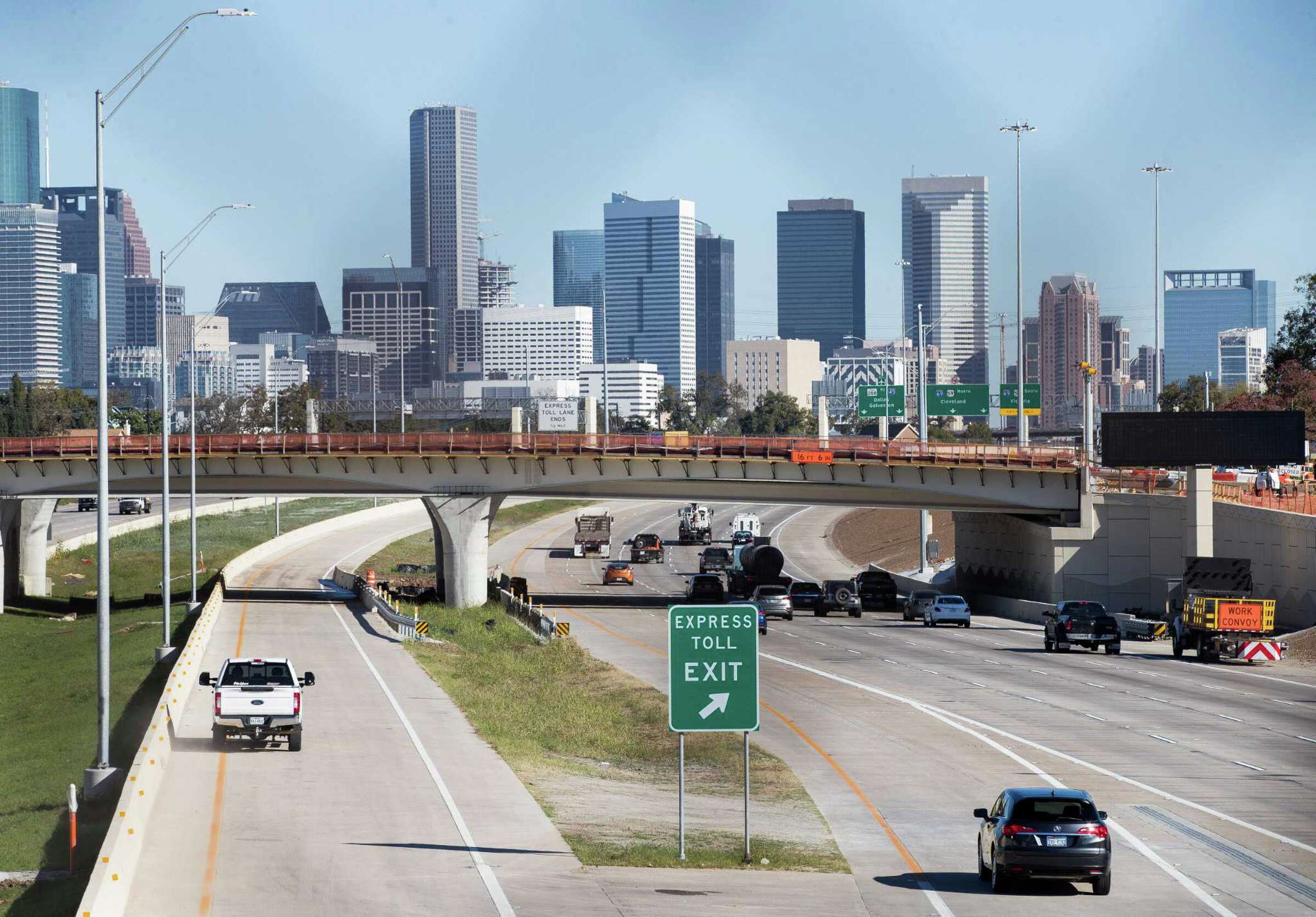 The worst and best things about living in Houston, according to ...