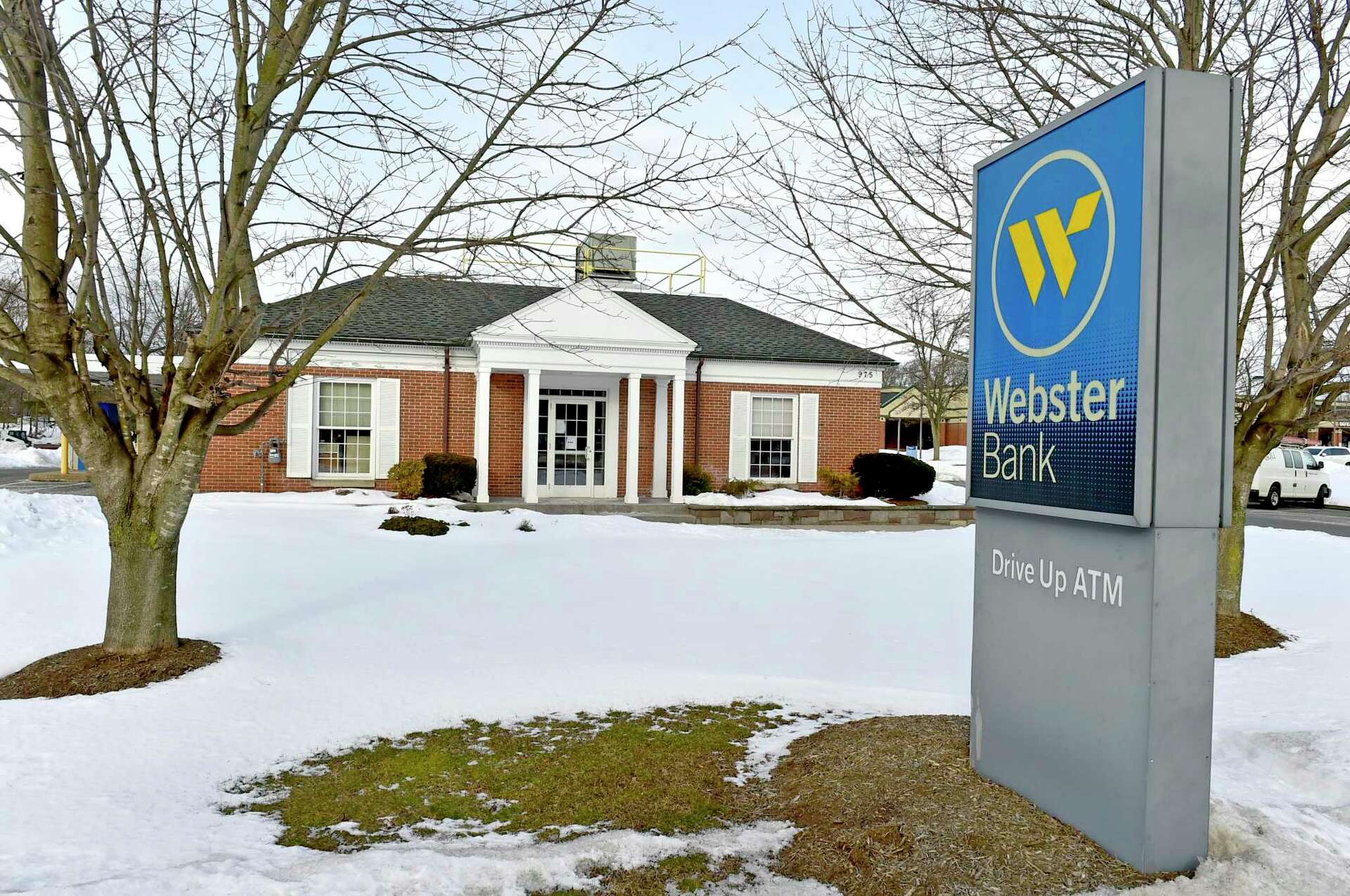 Webster Bank announces $10 billion merger plan, to open Stamford HQ