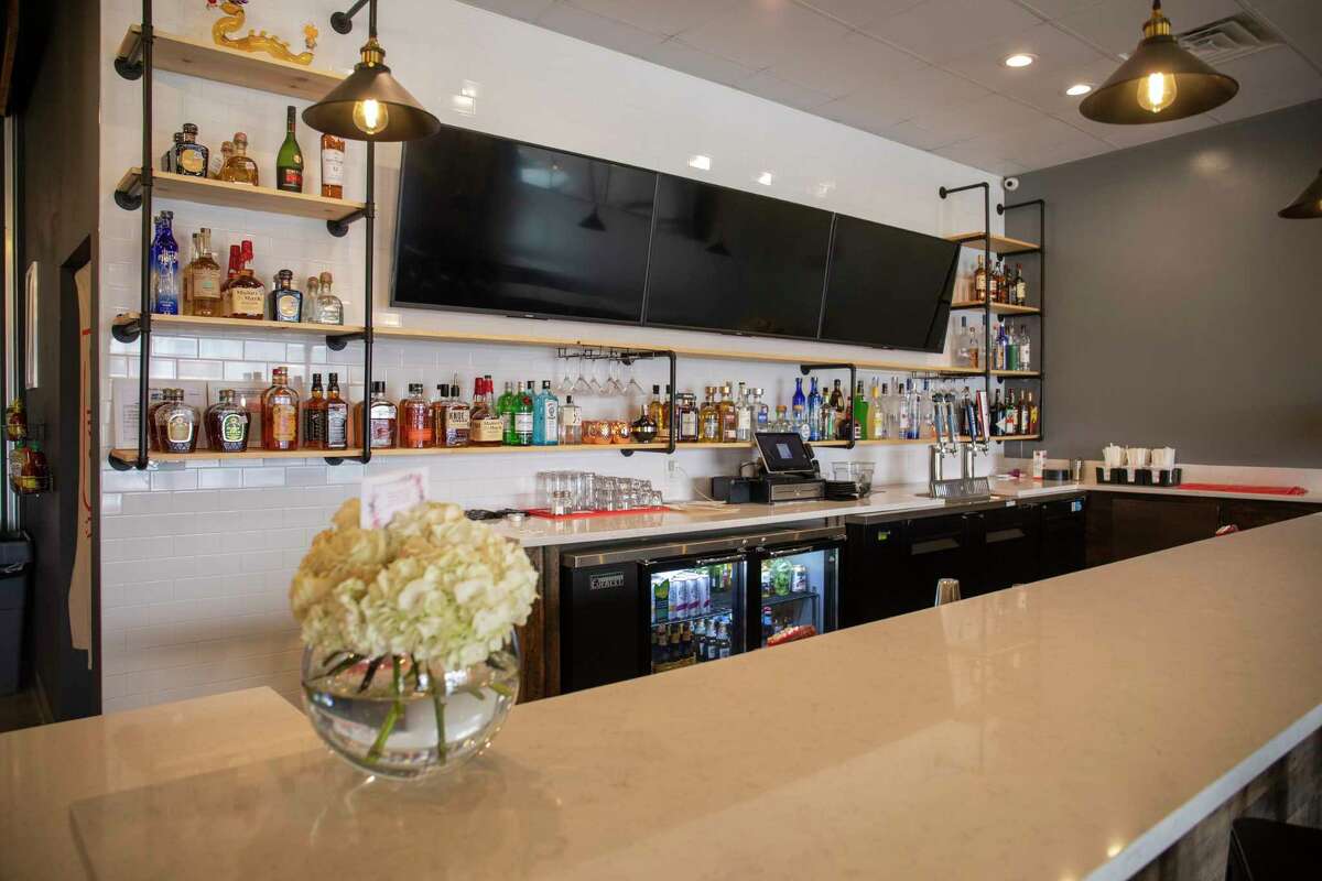 Small Bites: Fat Birds Wing Bar brings different wing experience to town