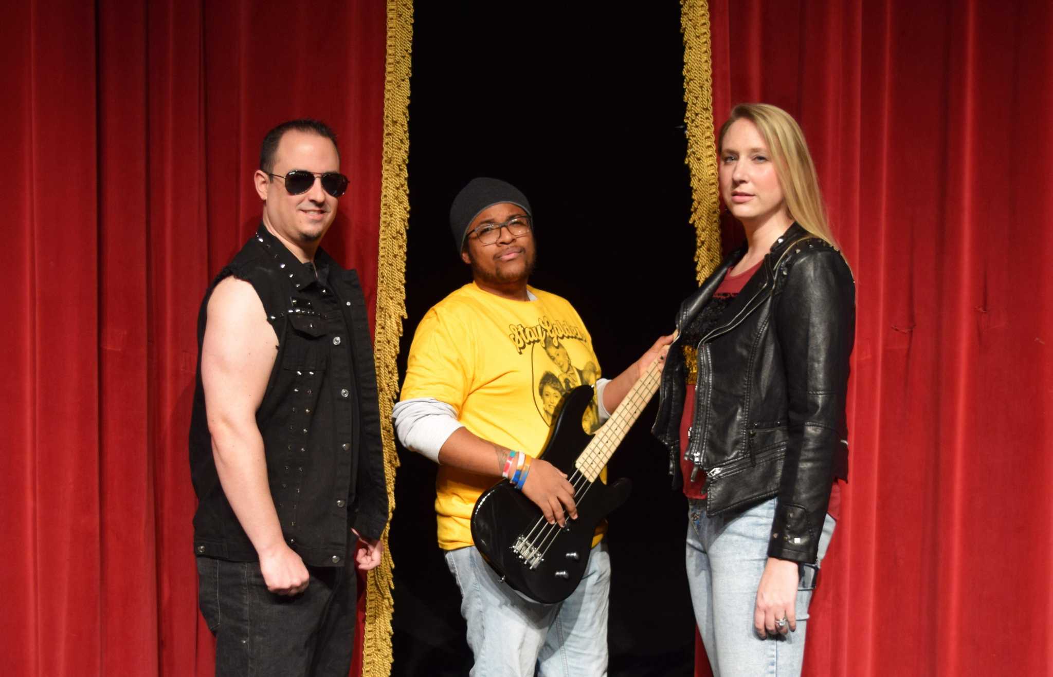 Landmark Community Theatre to stage ‘The Foursome’ May 7-15