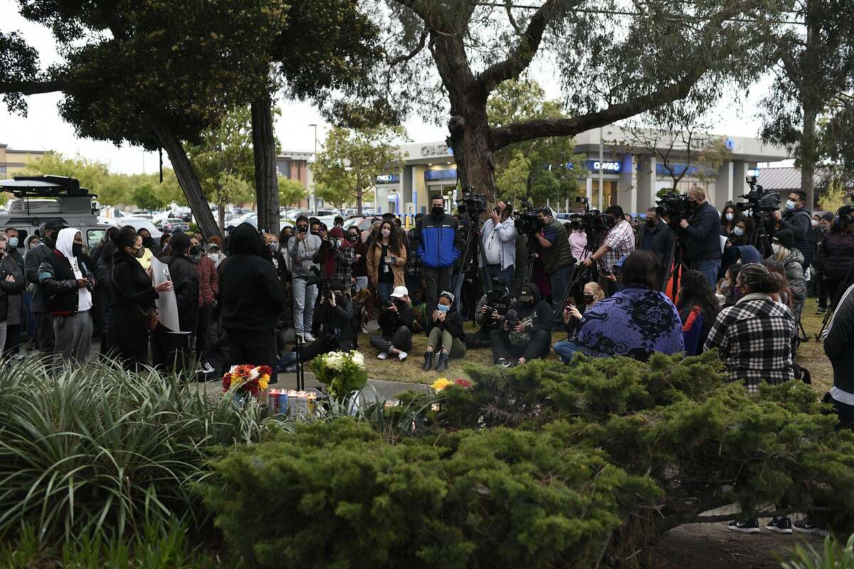 Family of man who died in Alameda police custody says he had no known ...