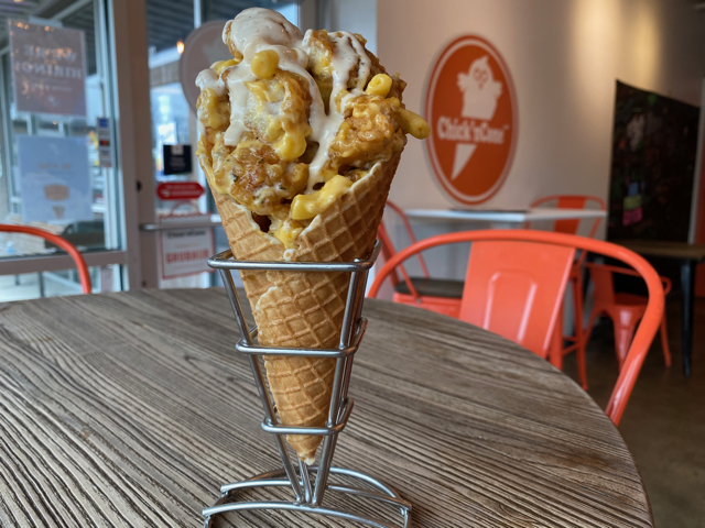 Houston rapper Slim Thug teams up with Chick'nCone for a good cause