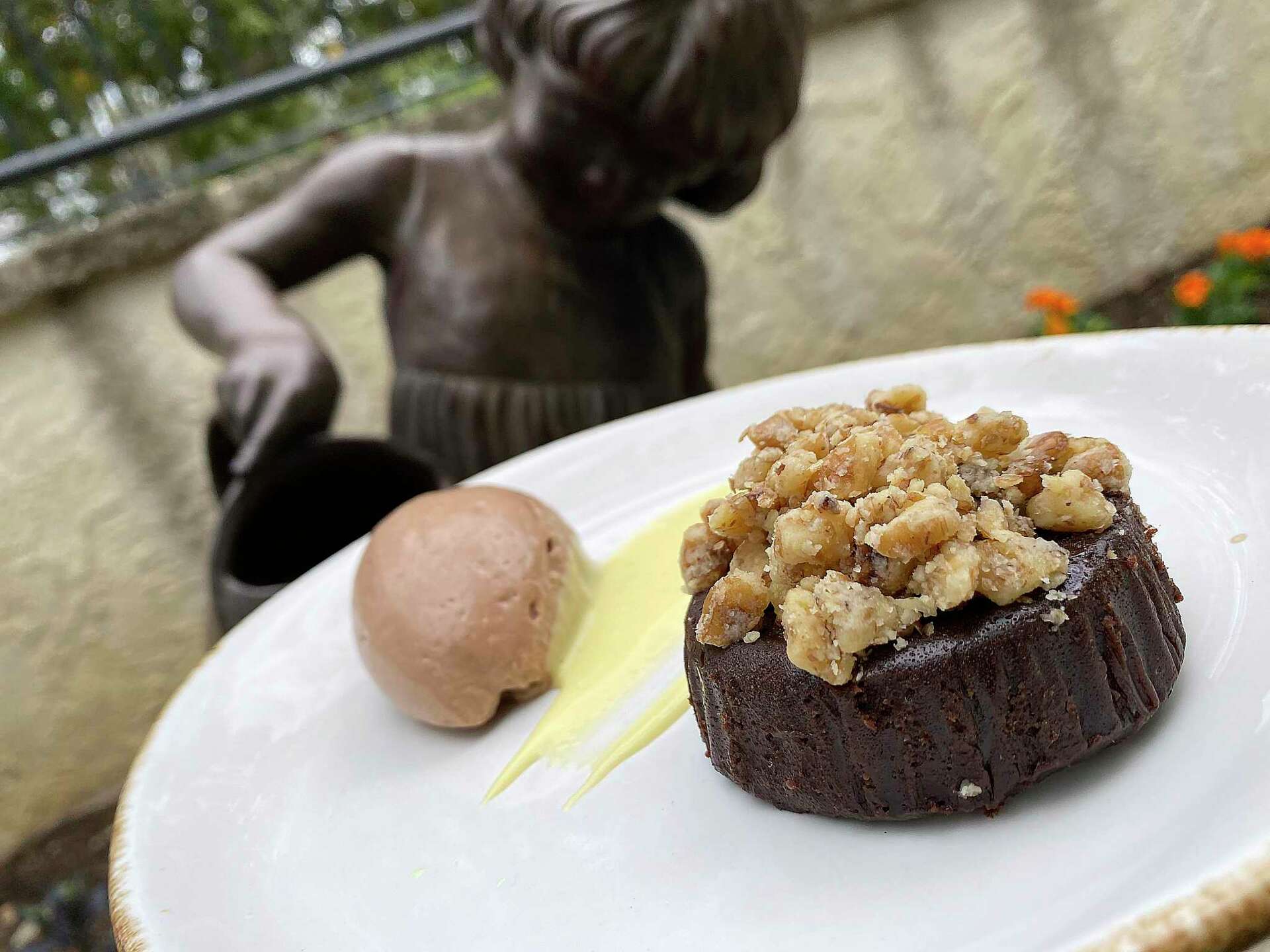 Review: Chef Jason Dady’s Jardín brings Mediterranean style with small ...