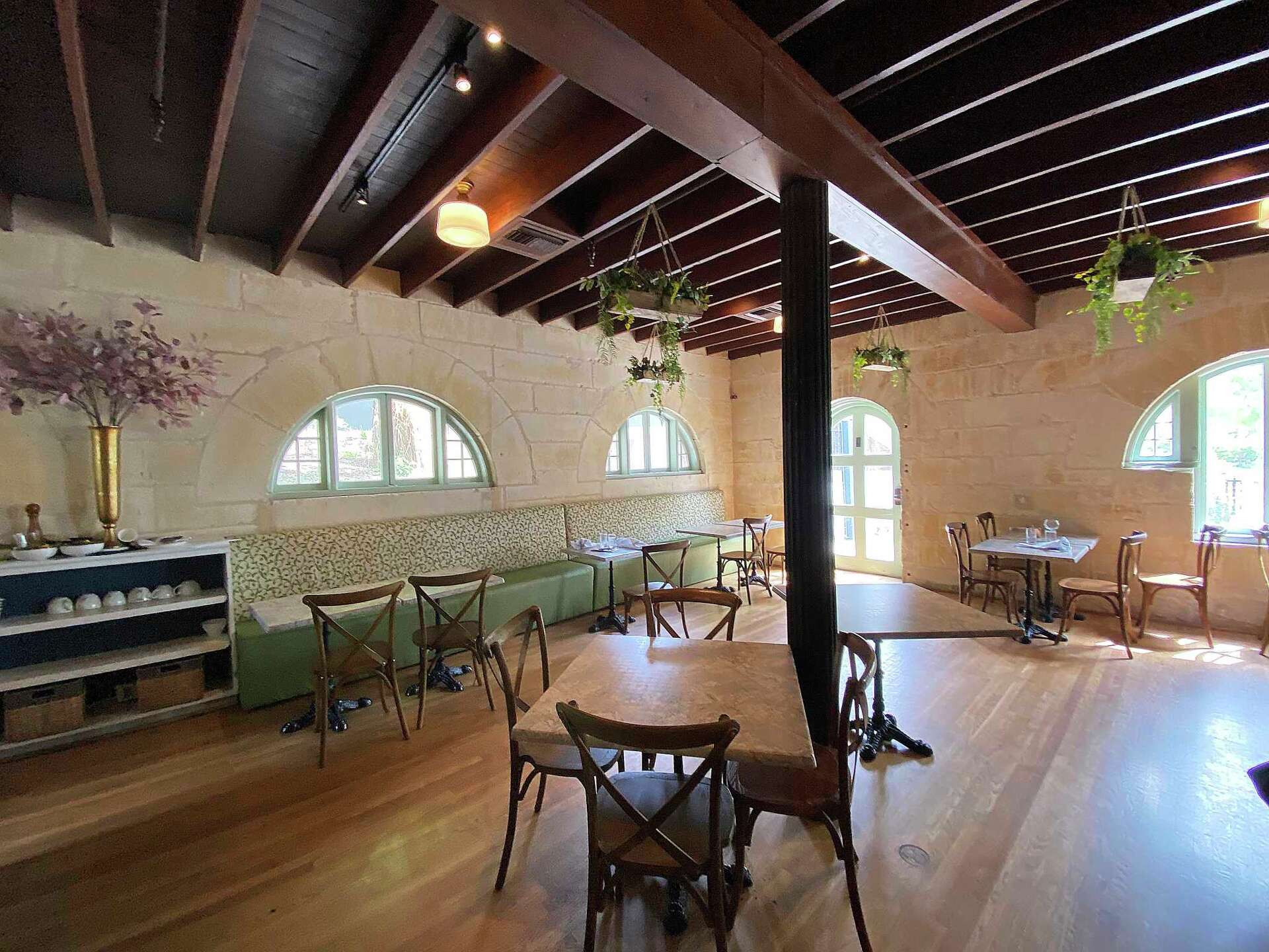 Review: Chef Jason Dady’s Jardín brings Mediterranean style with small ...