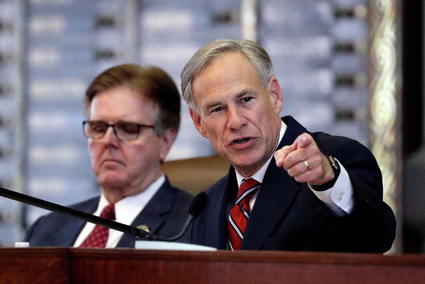 How much do Texas legislators make? A look at staff salaries threatened ...